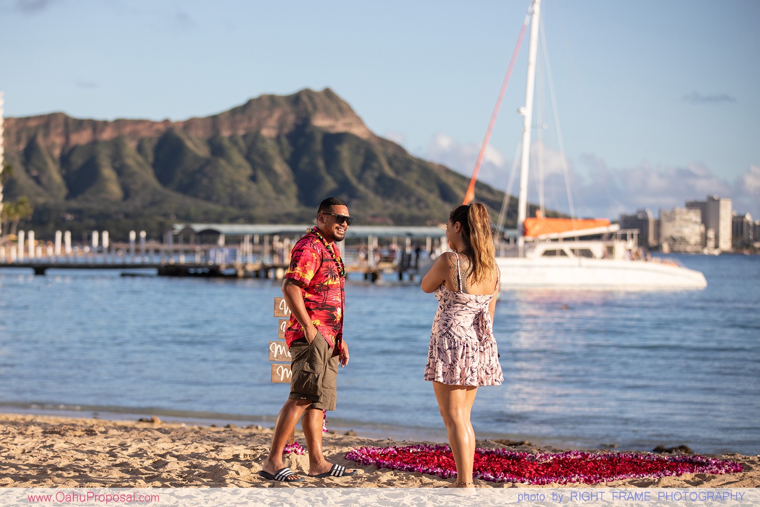 Oahu Proposal Photography At Waikiki Beach Hawaii Hawaii Proposal